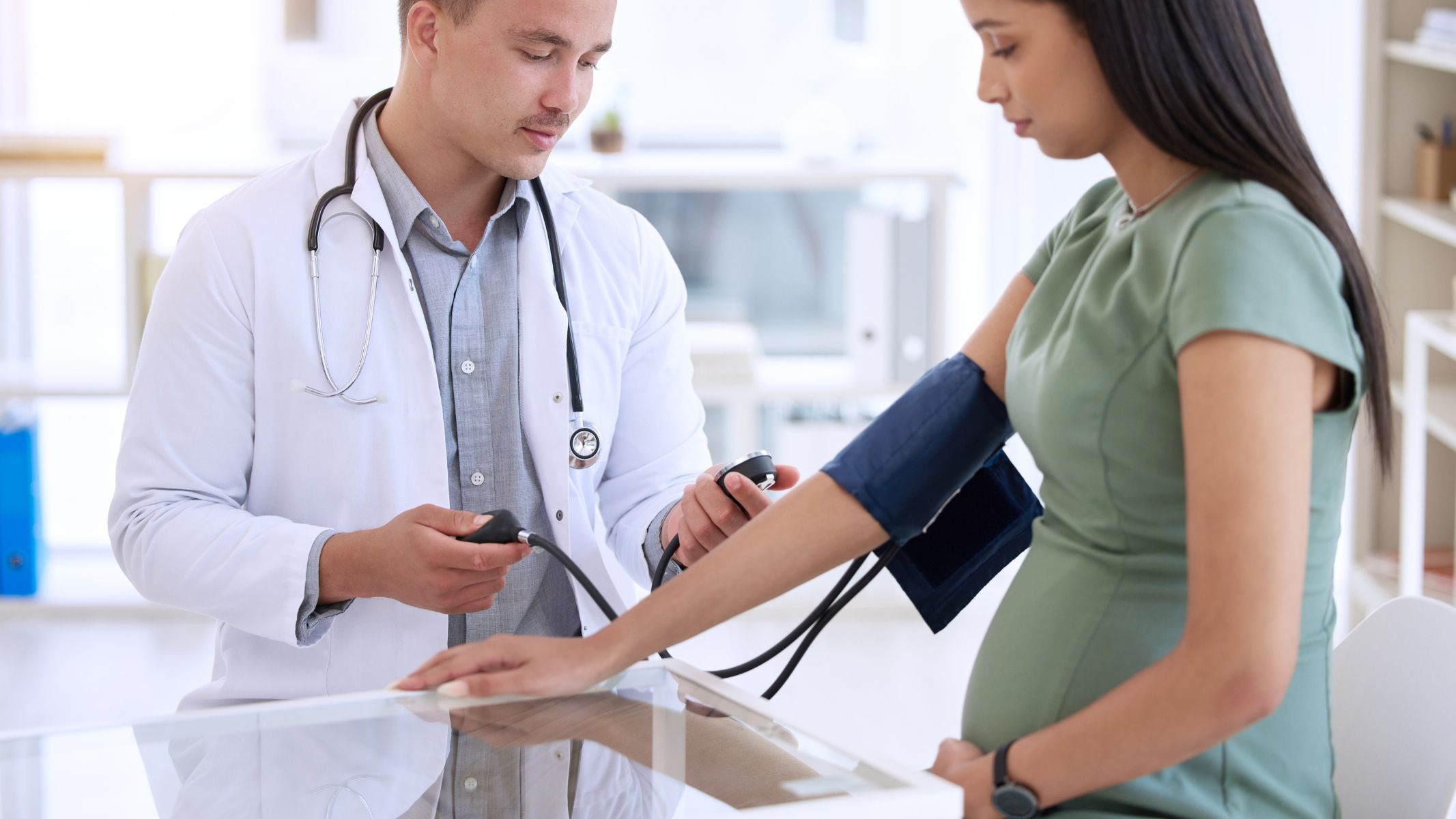 Hội chứng HELLP: Biến chứng nguy hiểm trong thai kỳ mẹ bầu cần biết ...