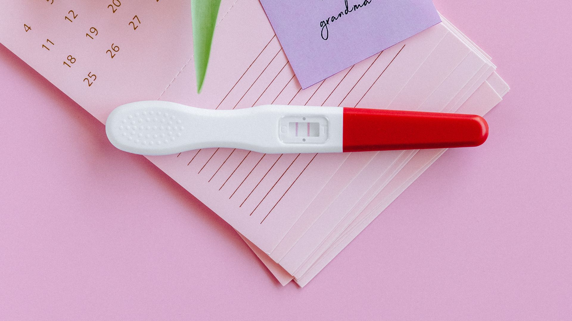 Thử que 1 vạch đậm 1 vạch mờ là thai mấy tuần? Cách xác định chính xác ...